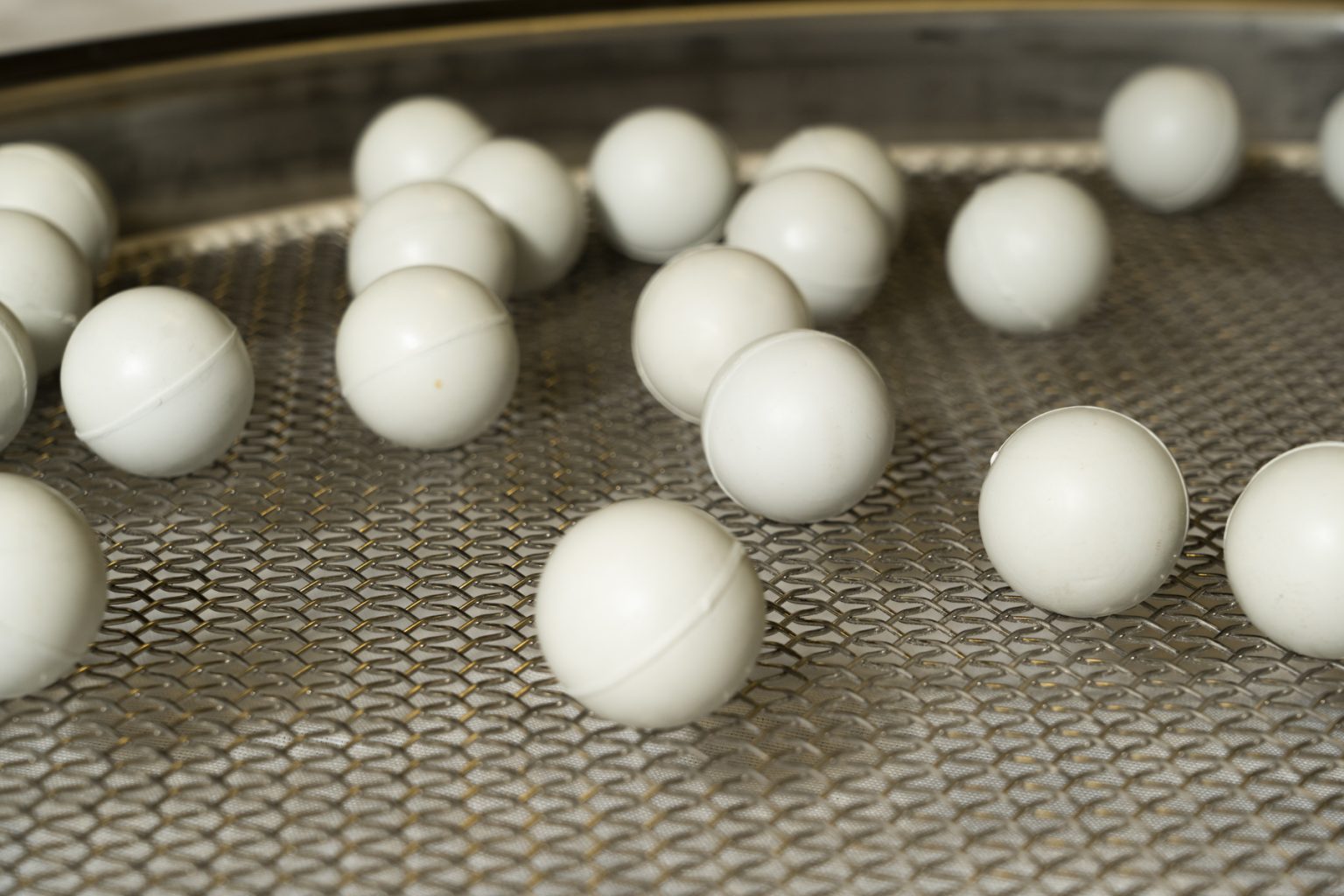 Screen Deblinding Ball Tray Assemblies | Gerard Daniel